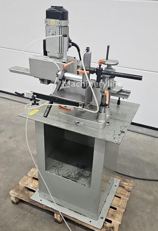Graule AKF 4/250 glodalica za metal