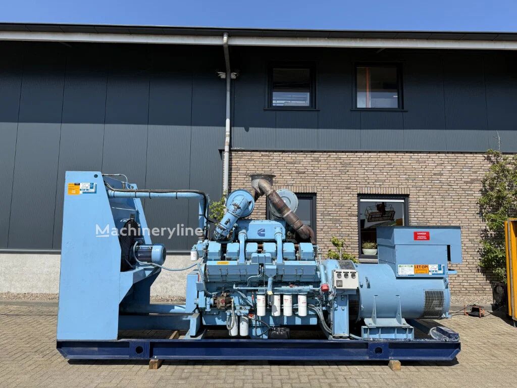 Cummins KTA 38 G1 850 kVA noodstroom aggregaat generatorset diesel generator