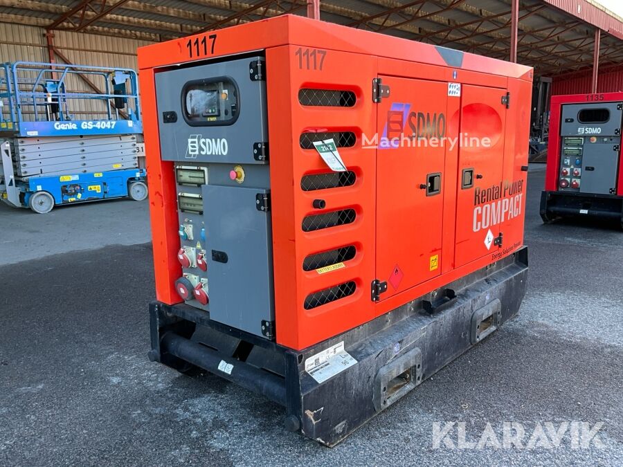 Prodaje se SDMO R66C3 diesel generator na aukciji