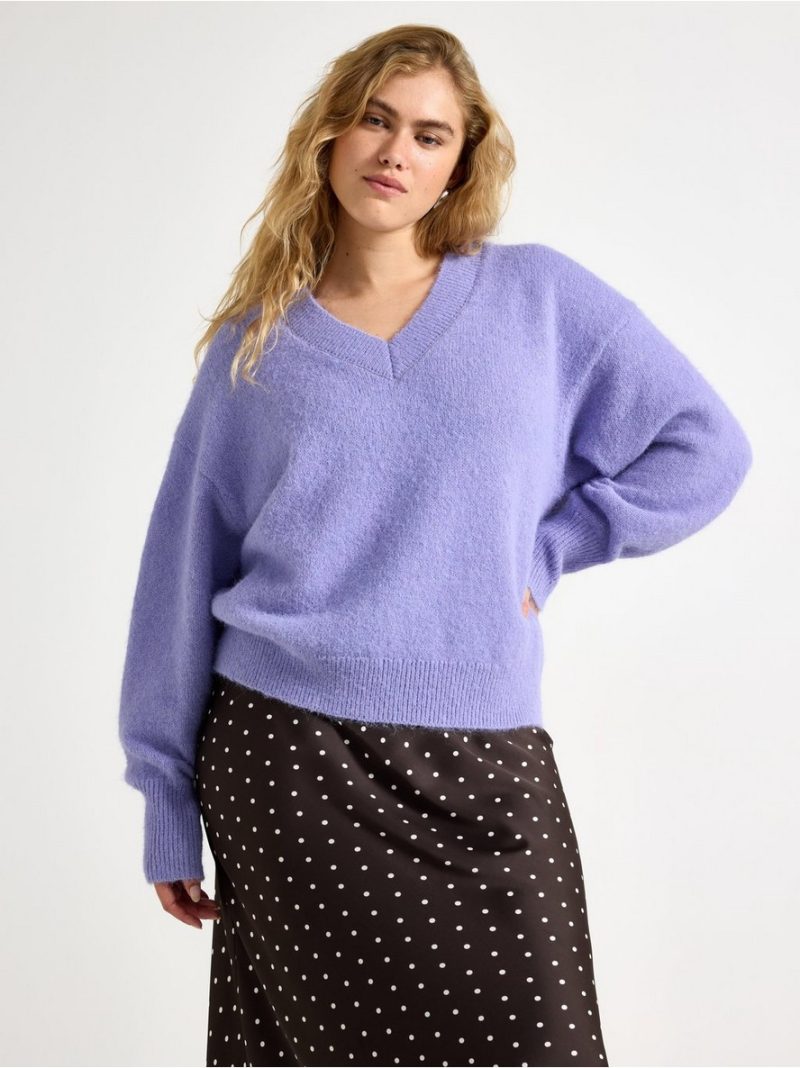 Džemper – Knitted v-neck jumper