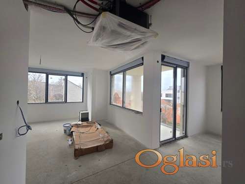 Penthouse sa krovnom terasom od 170m2