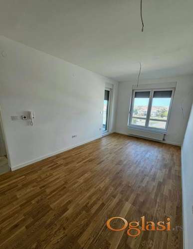 ~~~ LEP dvosoban stan na Novom Naselju ~~~