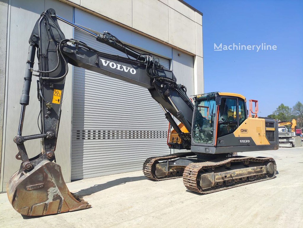 Volvo EC220ENL bager guseničar