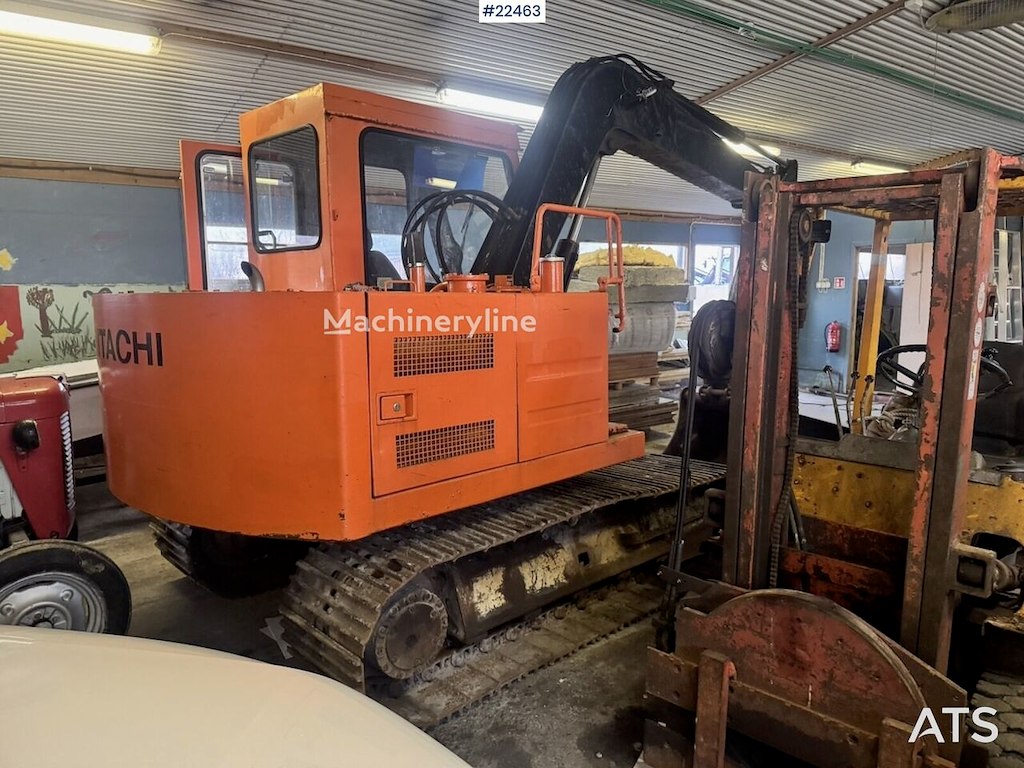 Hitachi UH033 m midi bager