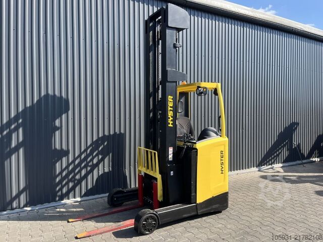 Reach truck
Hyster R1.4