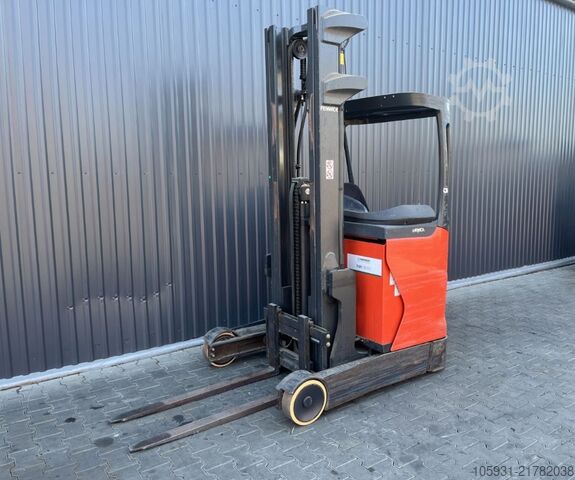 Reach truck
Linde R12B-01