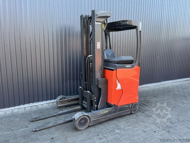 Reach truck
Linde R14B-01