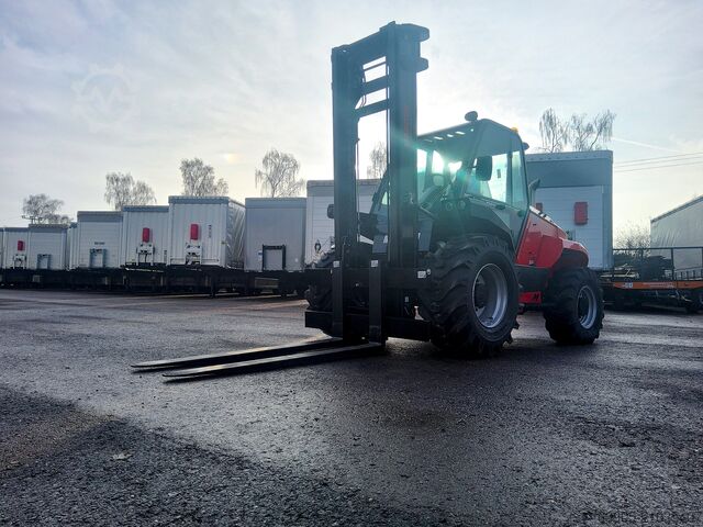 Terenski viljuškar
Manitou M 50-4 D