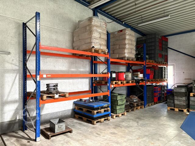 Teška paletna polica bez sadržaja
KAISER + KRAFT heavy-duty shelving without contents