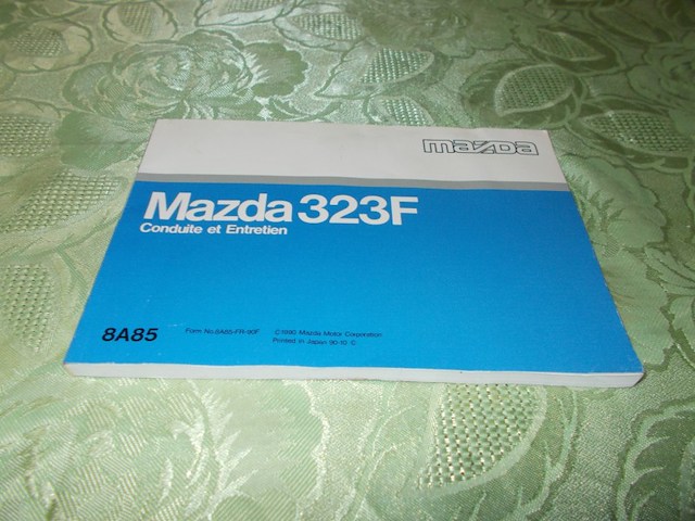 Mazda 323F Conduite et Entretien - uputstvo - 1990. god