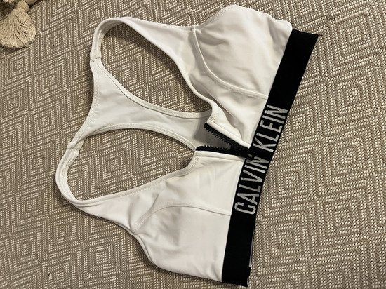 Calvin Klein kupaci
