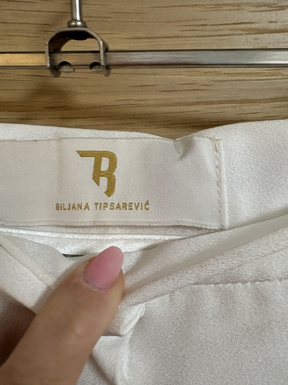 BILJANA TIPSAREVIC bele pantalone