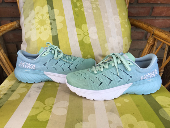 Original Hoka Mach 2 patike NOVO br 42