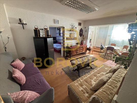 Autokomanda, 63m2, namešten