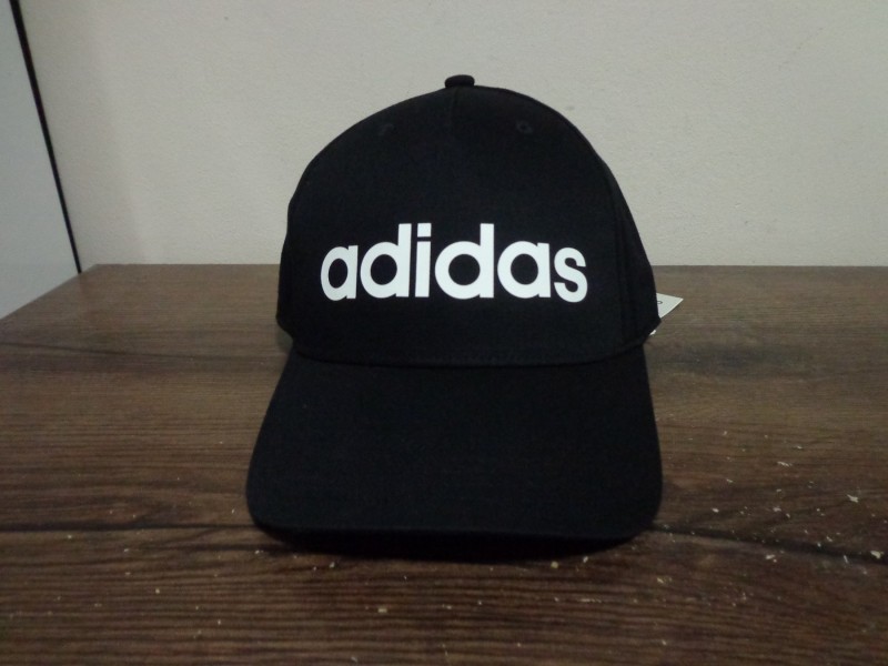 Orig. ADIDAS kačekt - NOVO-