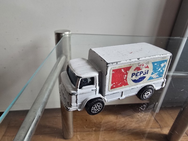Leyland Terrier Pepsi Cola Truck Corgi Juniors Mettoy