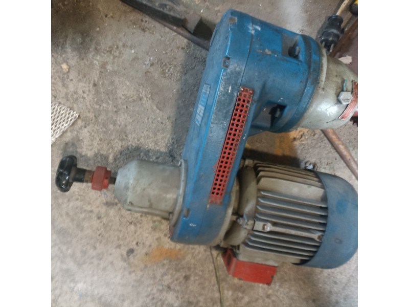 Reduktor varijator 1,1 kw