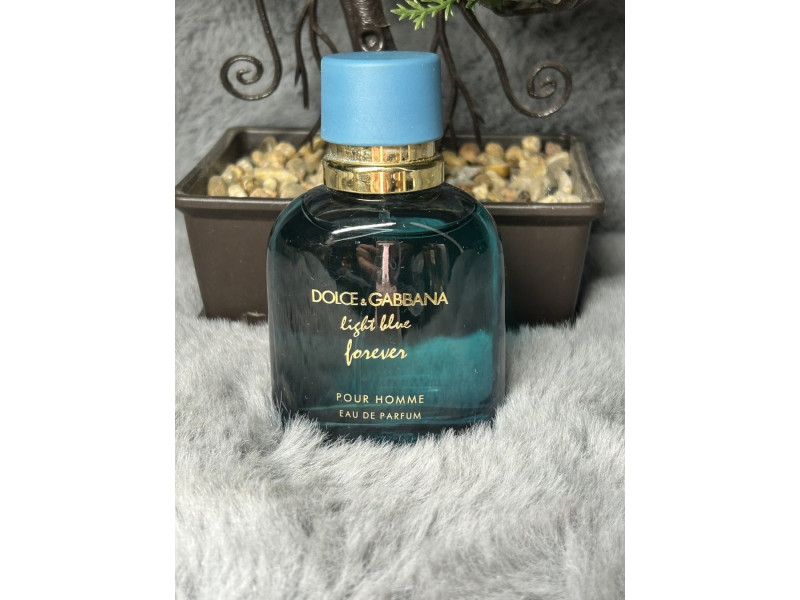 Dolce & Gabbana Light Blue Forever Pour Homme.