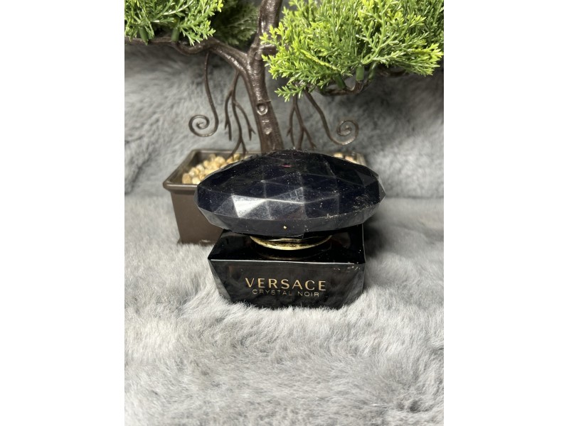 Versace Crystal Noir Edp 50 ml