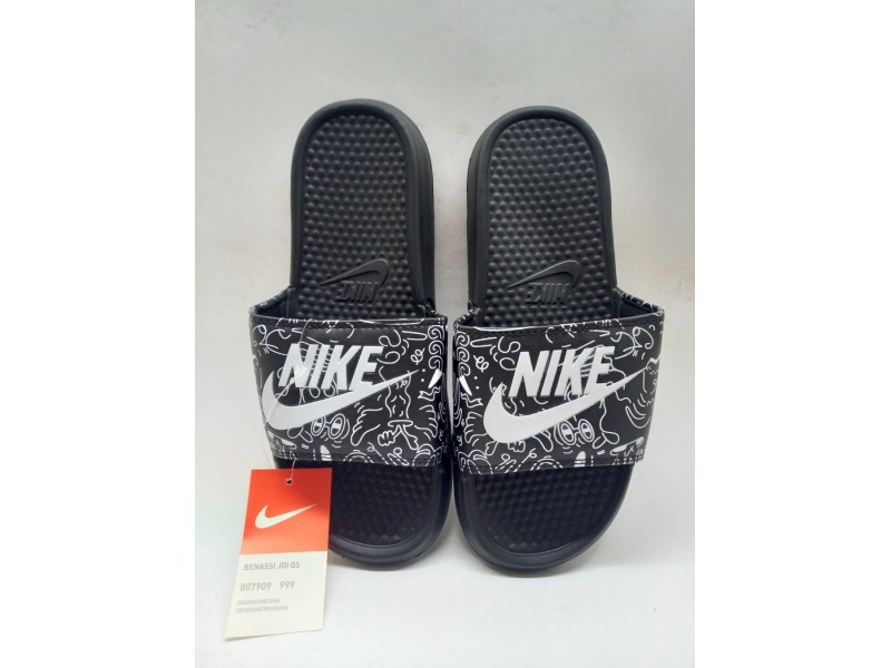 Nike Papuce Muske vel 46-30cm
