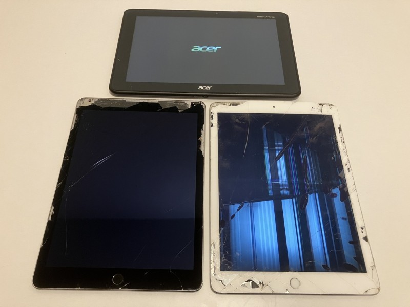 iPad Air 2 64GB (NEMA ICLOUD) + iPad Air 2 64GB + ACER