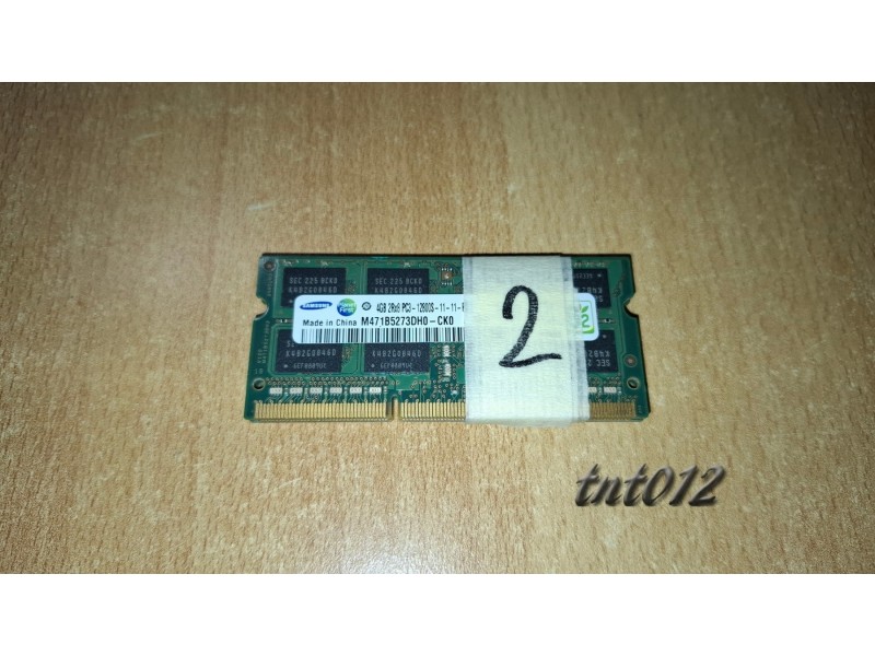 == 2 x 4Gb DDR3 RAM memorija za laptop ==