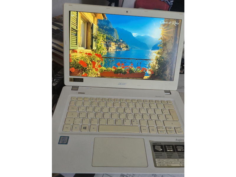 Acer V3 372