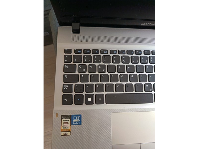 Samsung NP275E5E