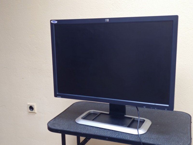 HP LP3065 30” monitor – profesionalni za dizajn