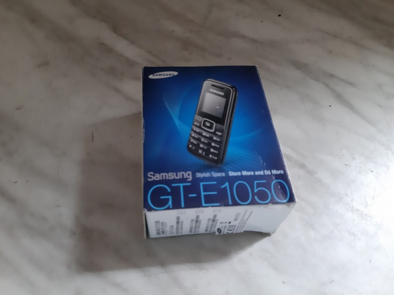telefon u kutiji marke samsung GT-E1050