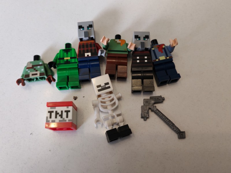 Lot Original LEGO Minecraft Cikica