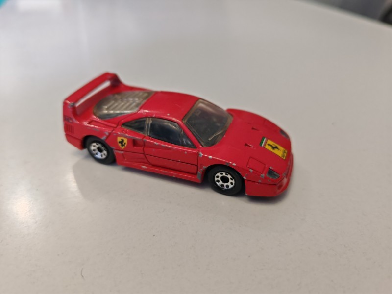 Autic Matchbox Ferrari F40 Dobar