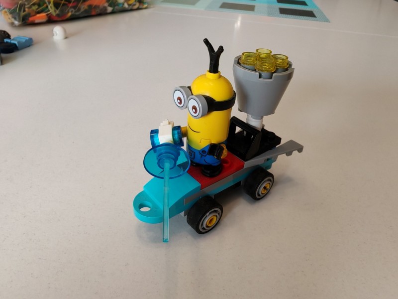 Original LEGO Minions Kao Nov