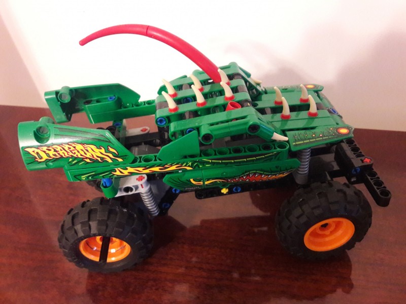 Lego Technic Monster Jam Dragon