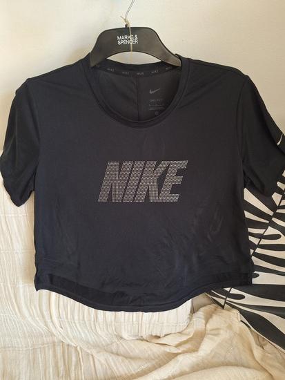 NIKE dry fit M, novo