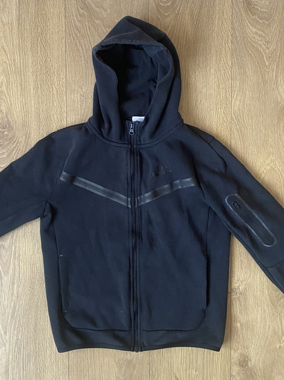Nike tech fleece L dečiji original