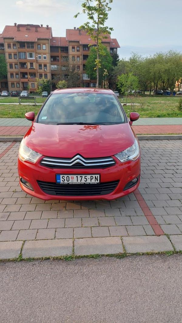 Citroen C4, 2011.
Sombor