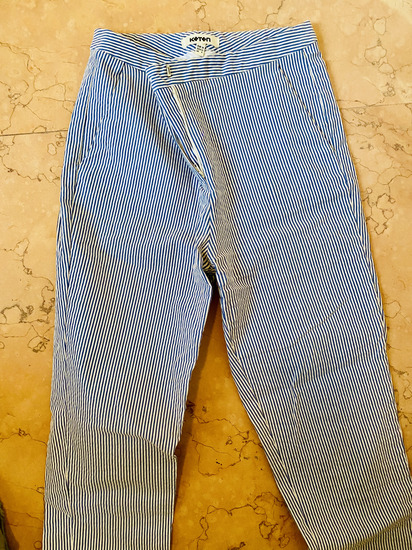 Koton pantalone size 34       XS