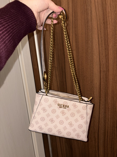 Original GUESS torba – Kao nova