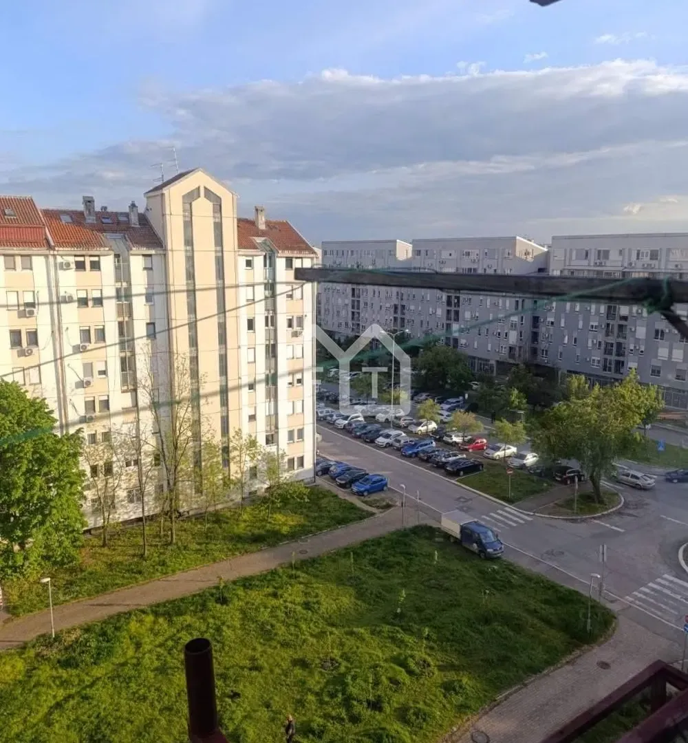 Izdavanje, dvosoban stan, 50m², Novi Beograd Blok 72, Novi Beograd Sve Podlokacije