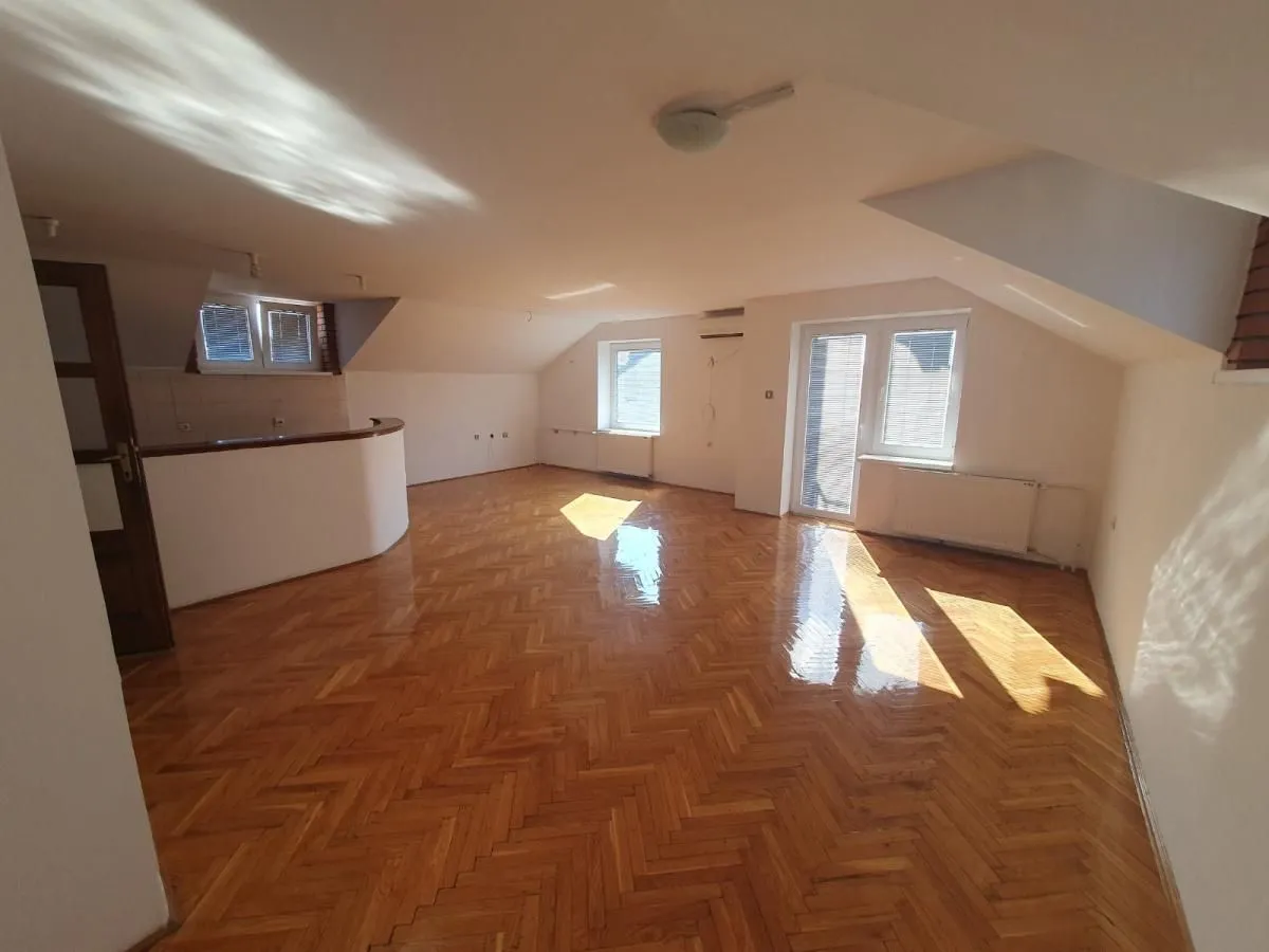 Izdavanje, poslovni prostor, 362m², Telep, Novi Sad Sve Podlokacije