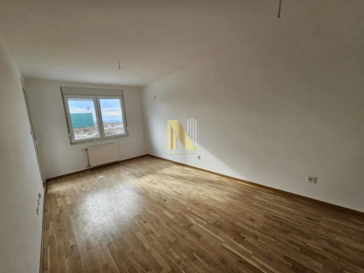 Izdavanje, jednosoban stan, 44m², Avijatičarsko naselje, Novi Sad Sve Podlokacije