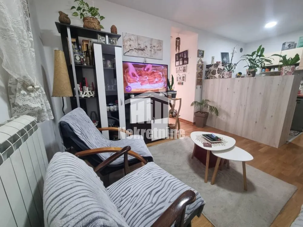 Prodaja, dvosoban stan, 48m², Zemun Gornji Grad, Zemun Sve Podlokacije