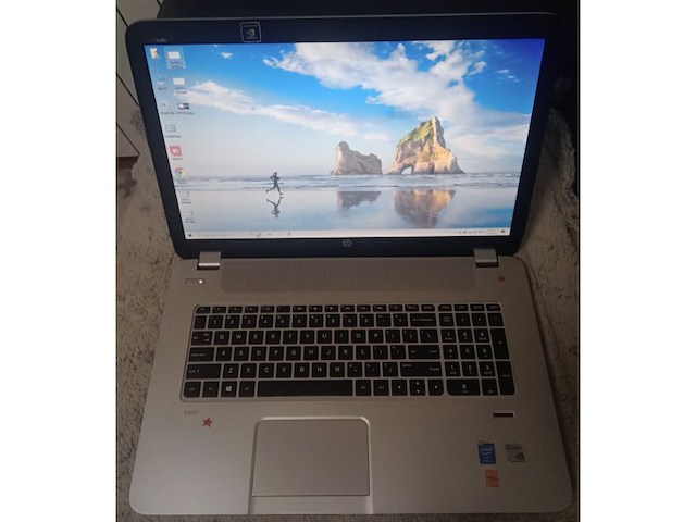 HP 17-j/i7-4700MQ/8gb ddr3l/ssd/bat 3h