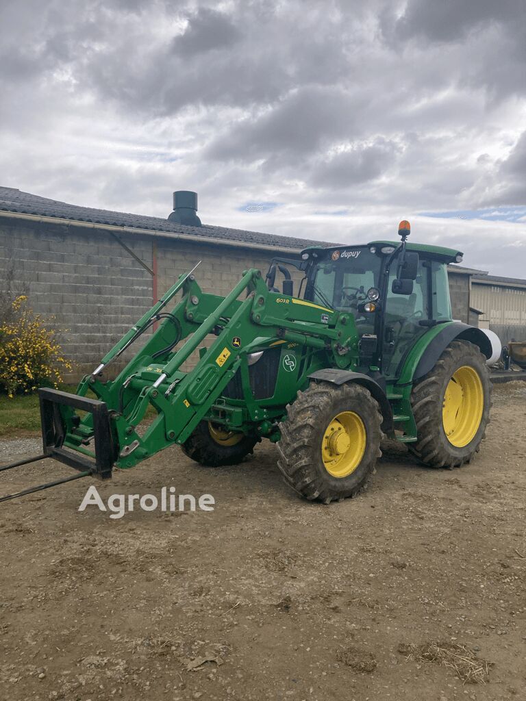 John Deere 5100R traktor točkaš