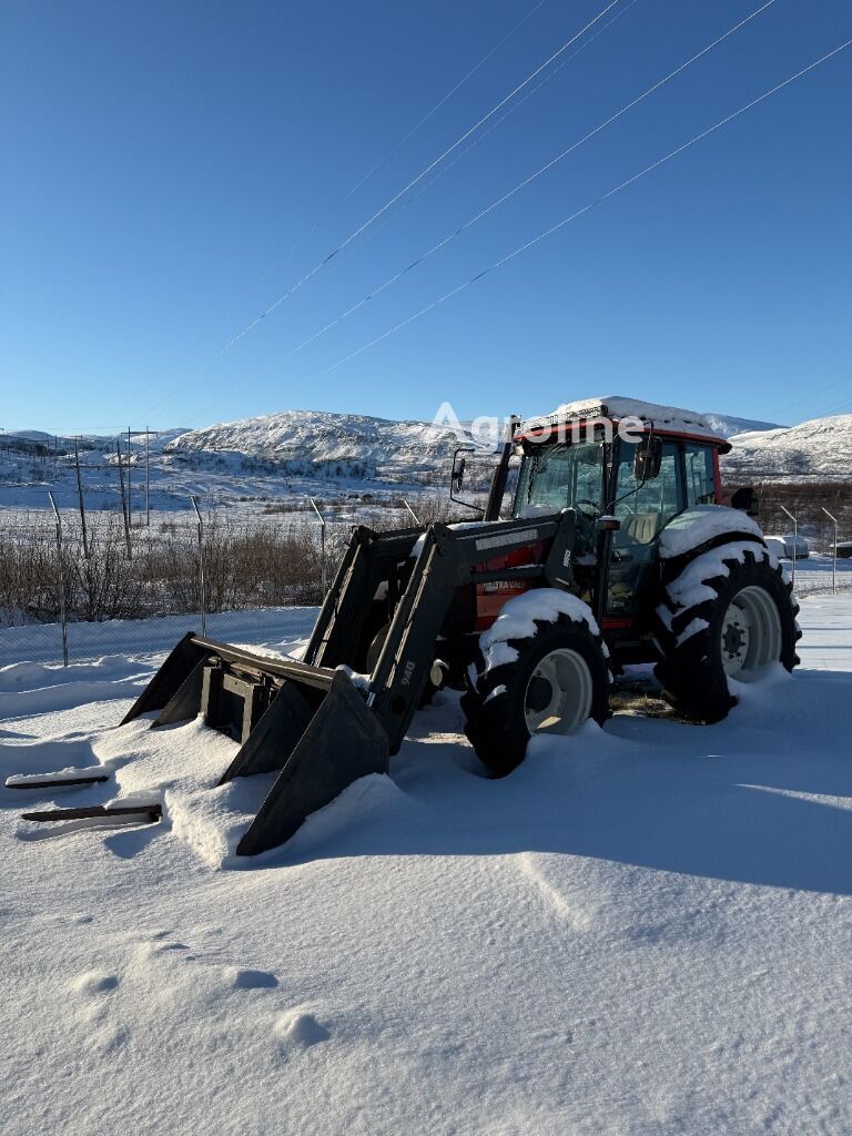 Prodaje se Valtra 700 TURBO traktor točkaš na aukciji