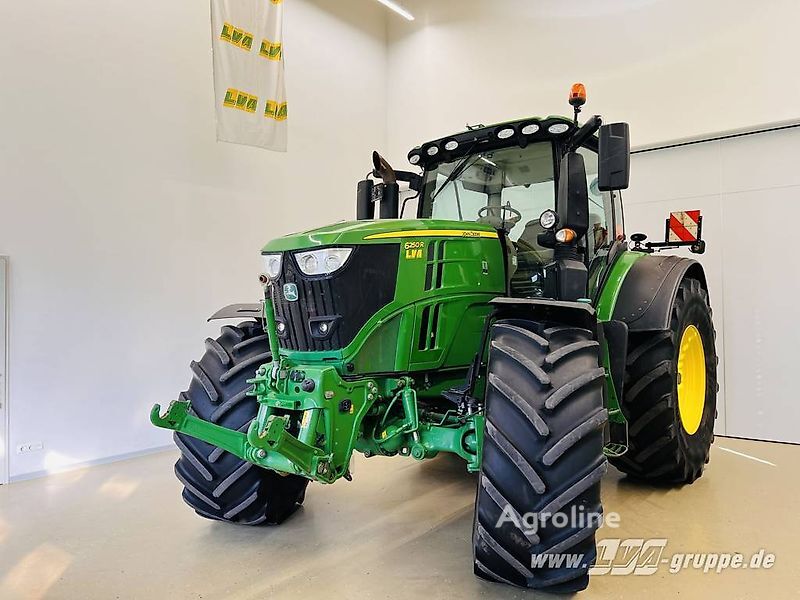 John Deere 6250R traktor točkaš