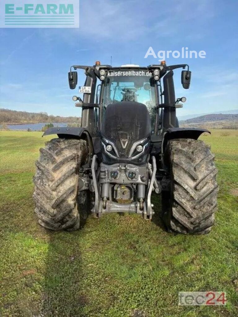 Valtra q305 traktor točkaš