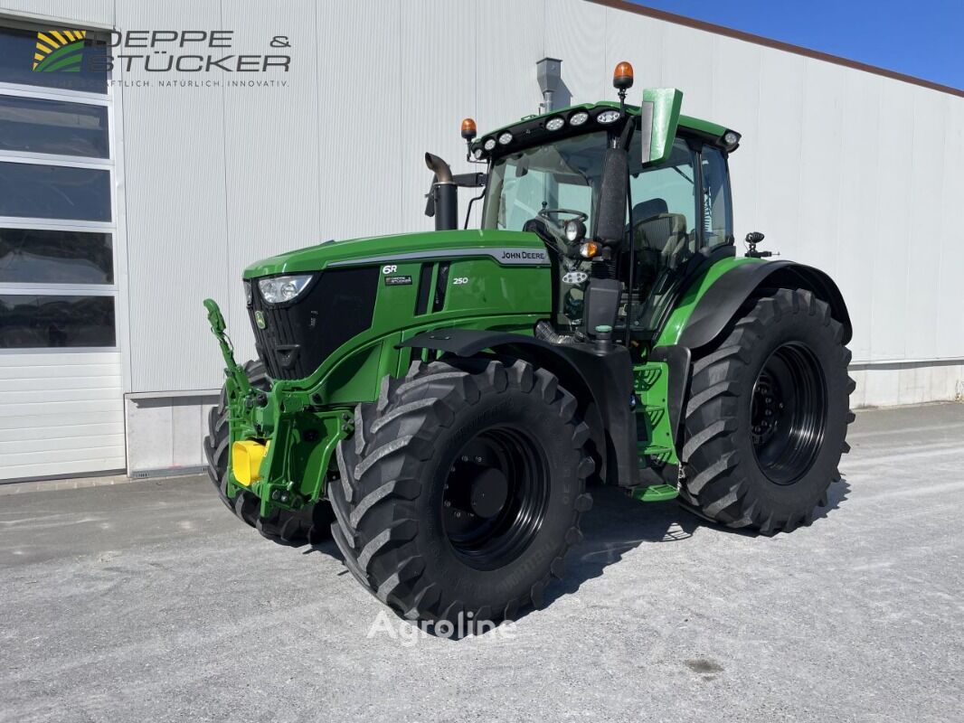 John Deere 6R 250 traktor točkaš