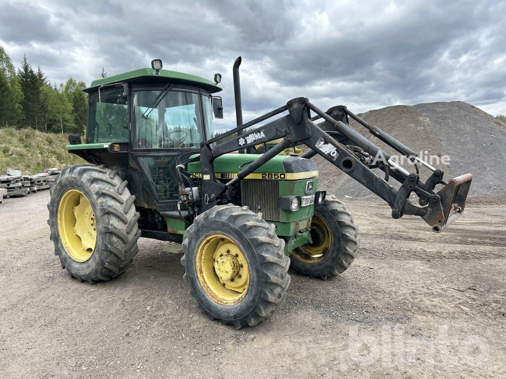 Prodaje se John Deere 2850 traktor točkaš na aukciji